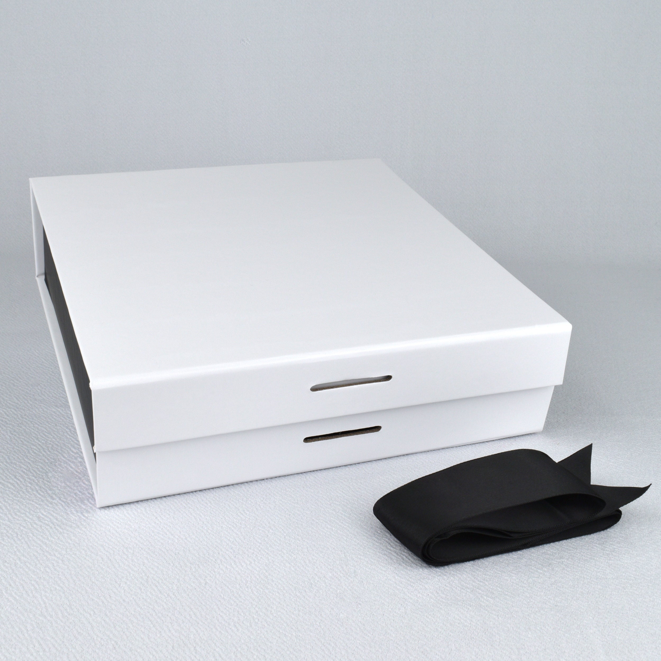 Square Gift Box, Magnetic Closure, Empty Gift Box, Satin Ribbon ...