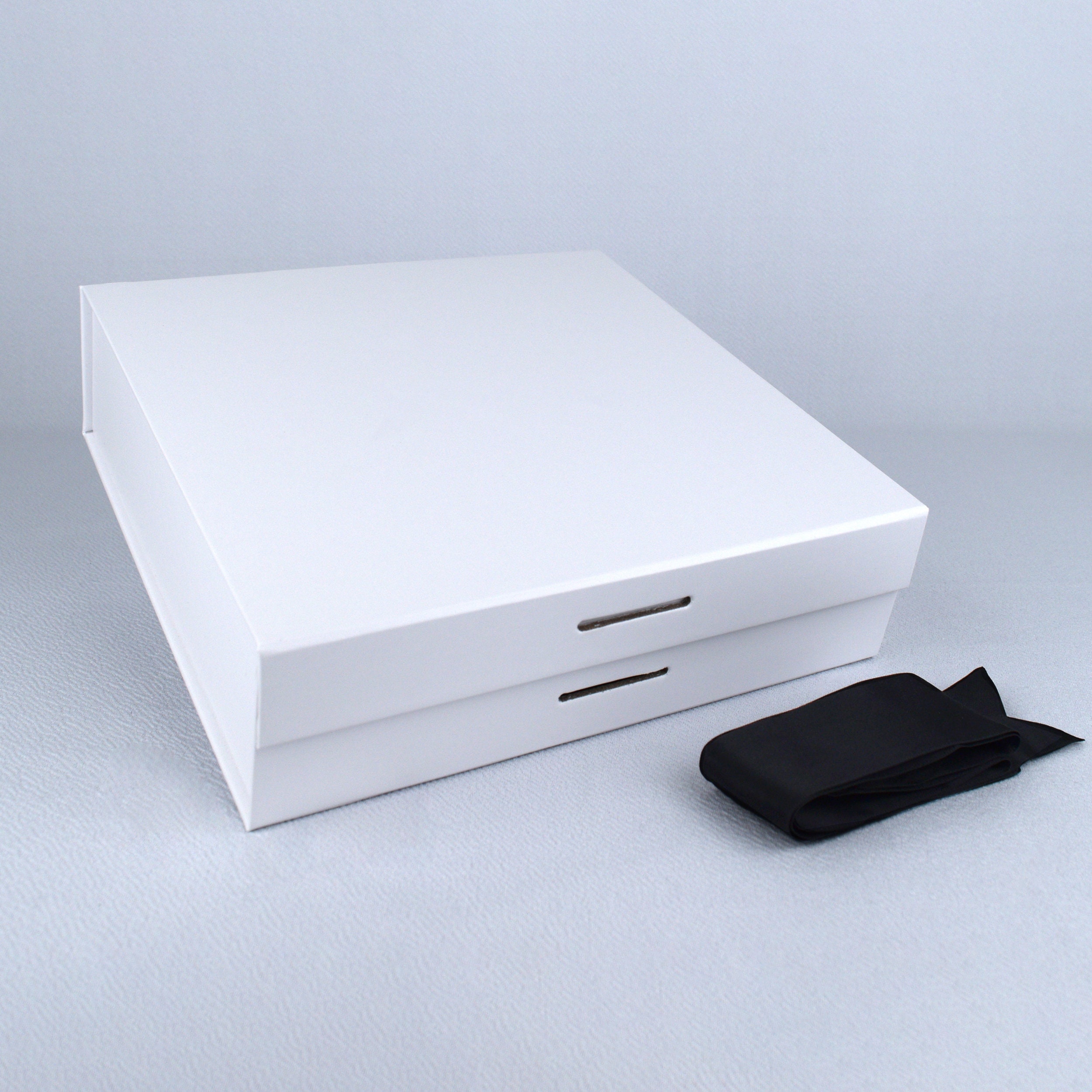 Square Gift Box, Magnetic Closure, Empty Gift Box, Satin Ribbon ...