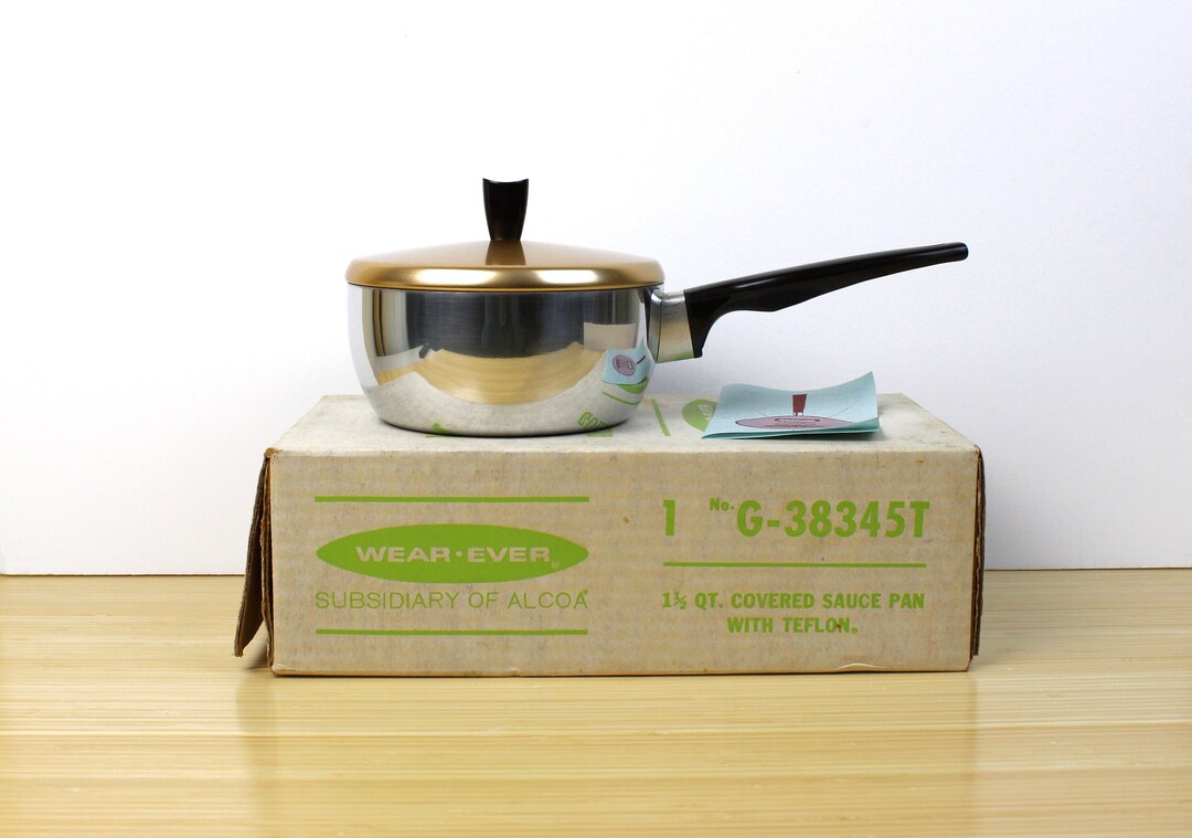 Vintage NEW Wear Ever MCM Sauce Pan W/ Copper Tone Lid 1970s New Old ...