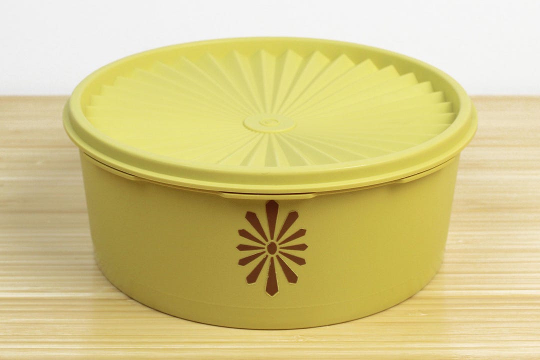 Vintage Tupperware Harvest Gold Round Canister With Servalier Lid ...