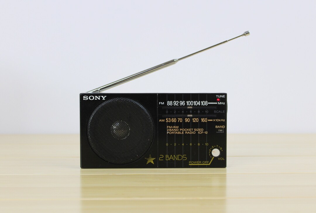 Vintage 80’s Sony Portable Radio, Sony ICF-12 FM/AM Pocket Sized Radio ...