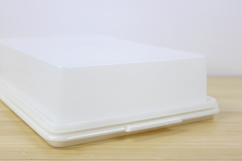 Vintage NEW 1960s Tupperware Cake Keeper 9x13 Rectangular Covered Cake ...