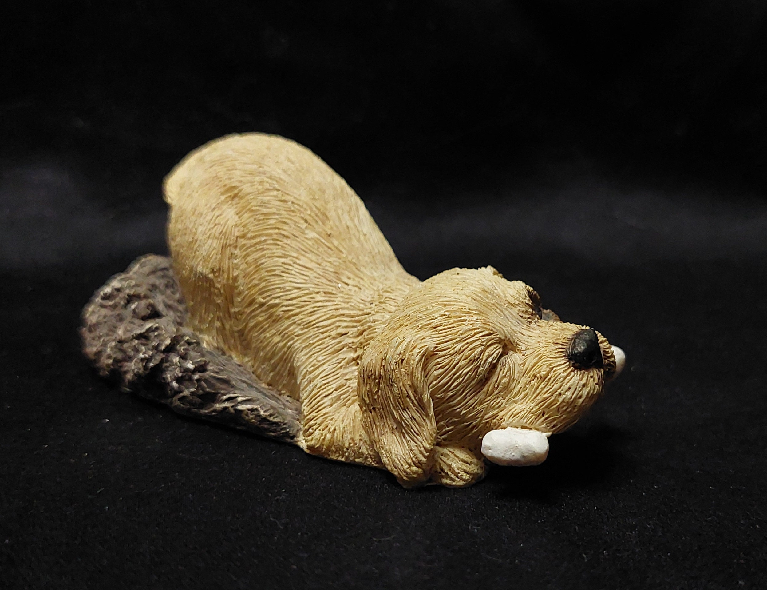 Vintage 1991 Sandicast Pesky Peepers Digging Yellow Lab Puppy Figure ...