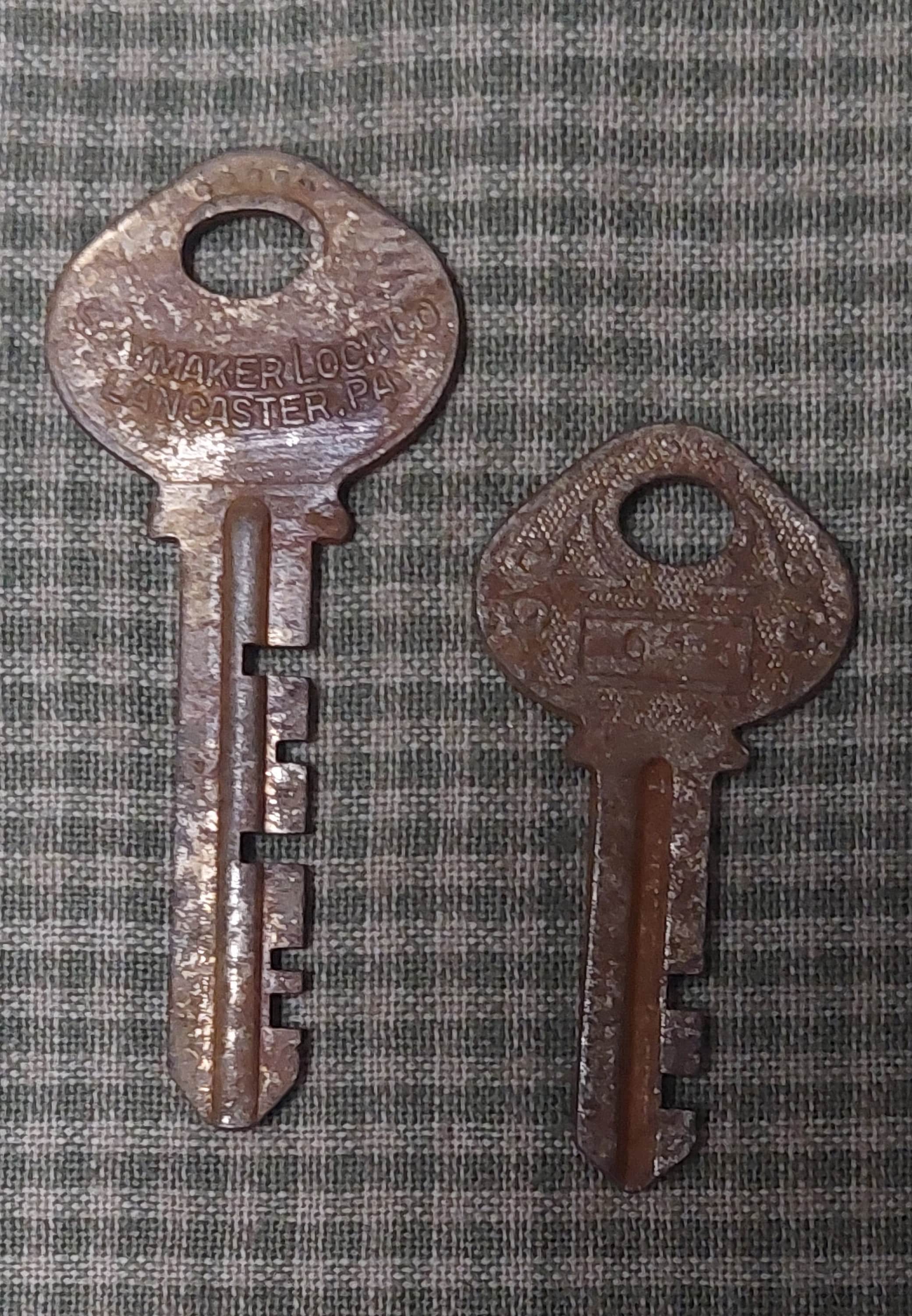 Two Rusty Antique Slaymaker Padlock Keys Lancaster Pennsylvania - Etsy