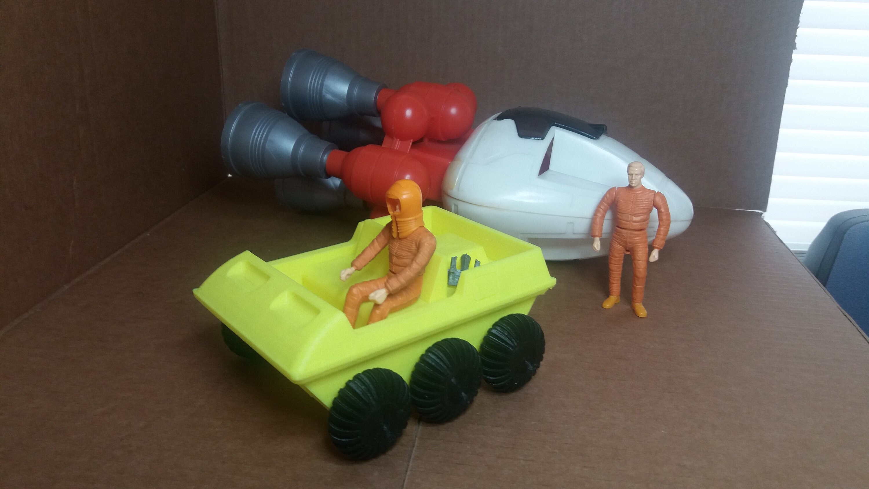 Space 1999 Moonbuggy 3.75 Figure Ship Toy - Etsy