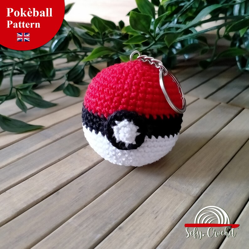 Pokeball Keychain Crochet Pattern (PDF) - Etsy