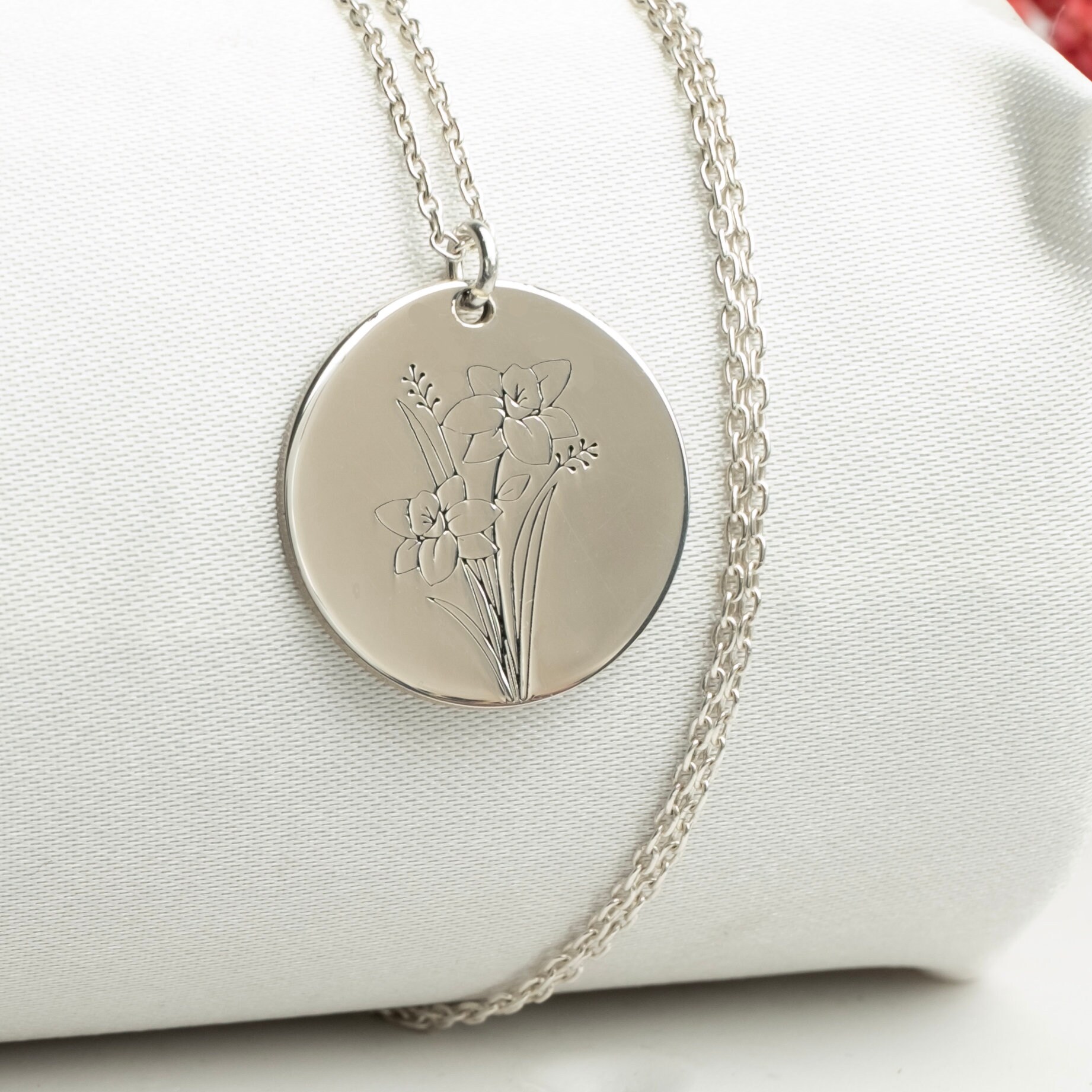 Gold Birth Month Flower Bouquet Timeless Charm for Your Home or Event ...