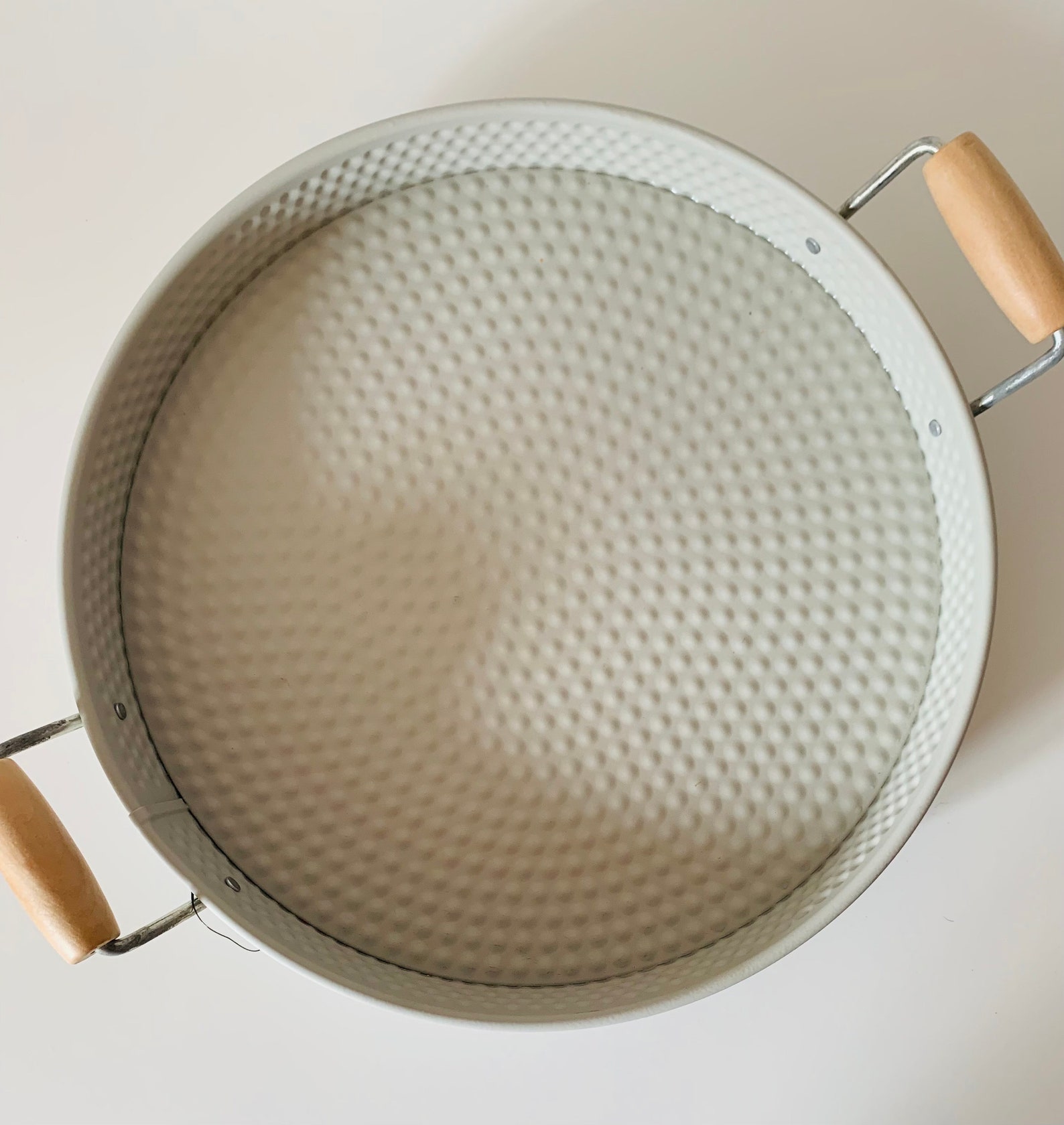 Round Sensory Tray With Painted Rice Kit, Sensory Tray Kit, Rainbow ...