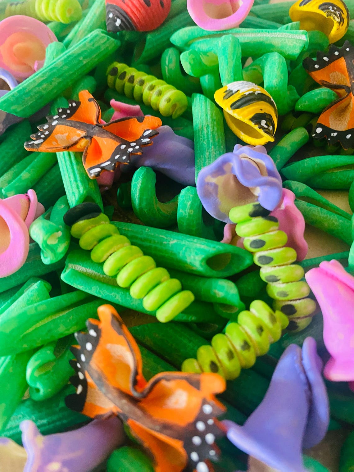Summer Garden Sensory, Minibeasts Sensory Bin Fillers, Loose Parts Play ...
