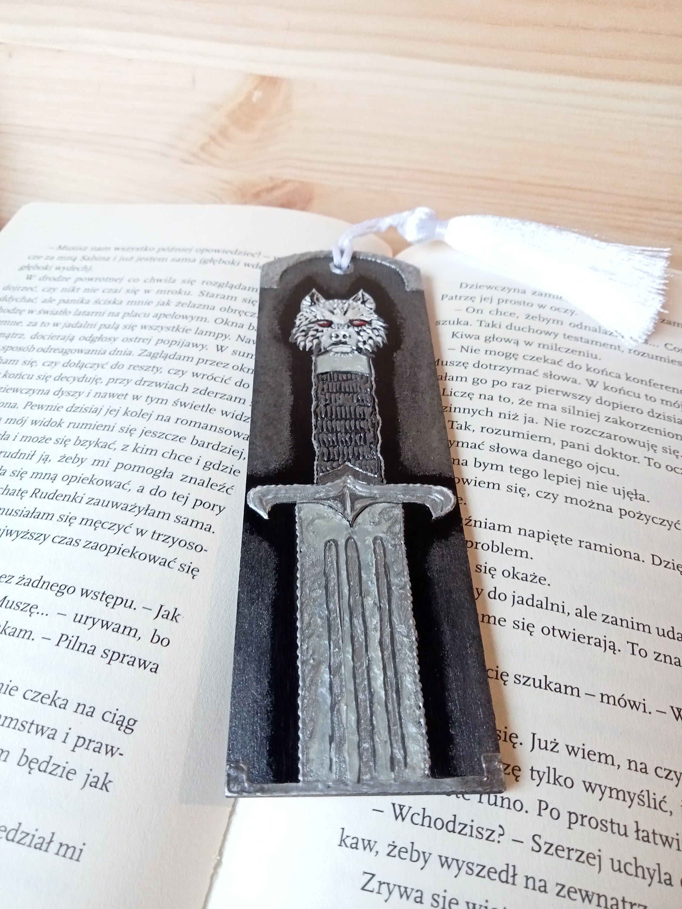 Wood Book Mark, White Wolf, Game of Thrones, Longclaw Sword of Jon Snow ...