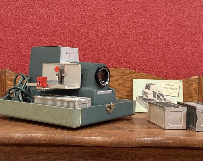 Vintage Argus 300 Slide Projector With Case 4 Inch Projection ...