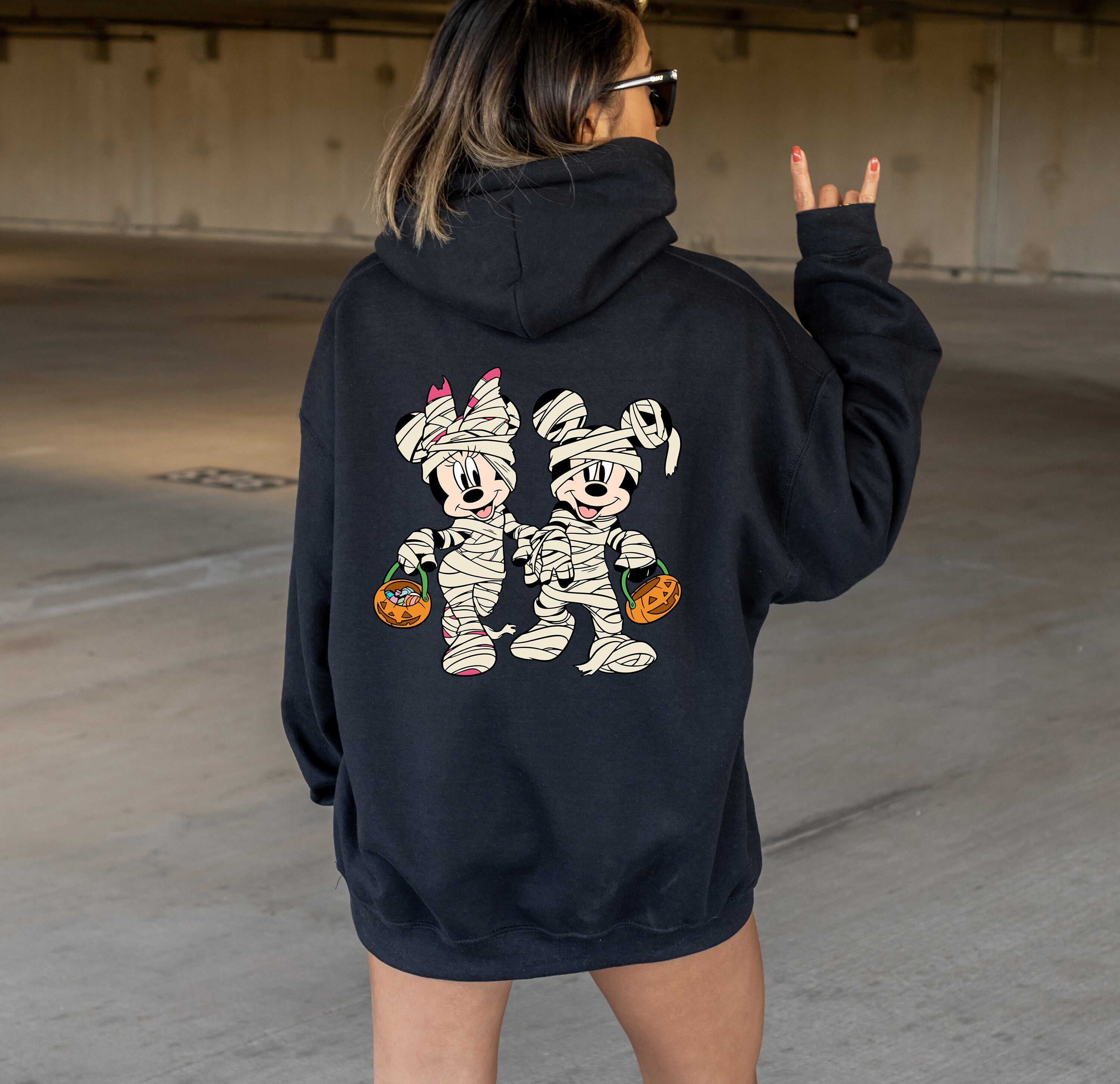 Mickey Und Minnie, Halloween Disney Hoodie verkauft von Xuan Loc Xuan ...