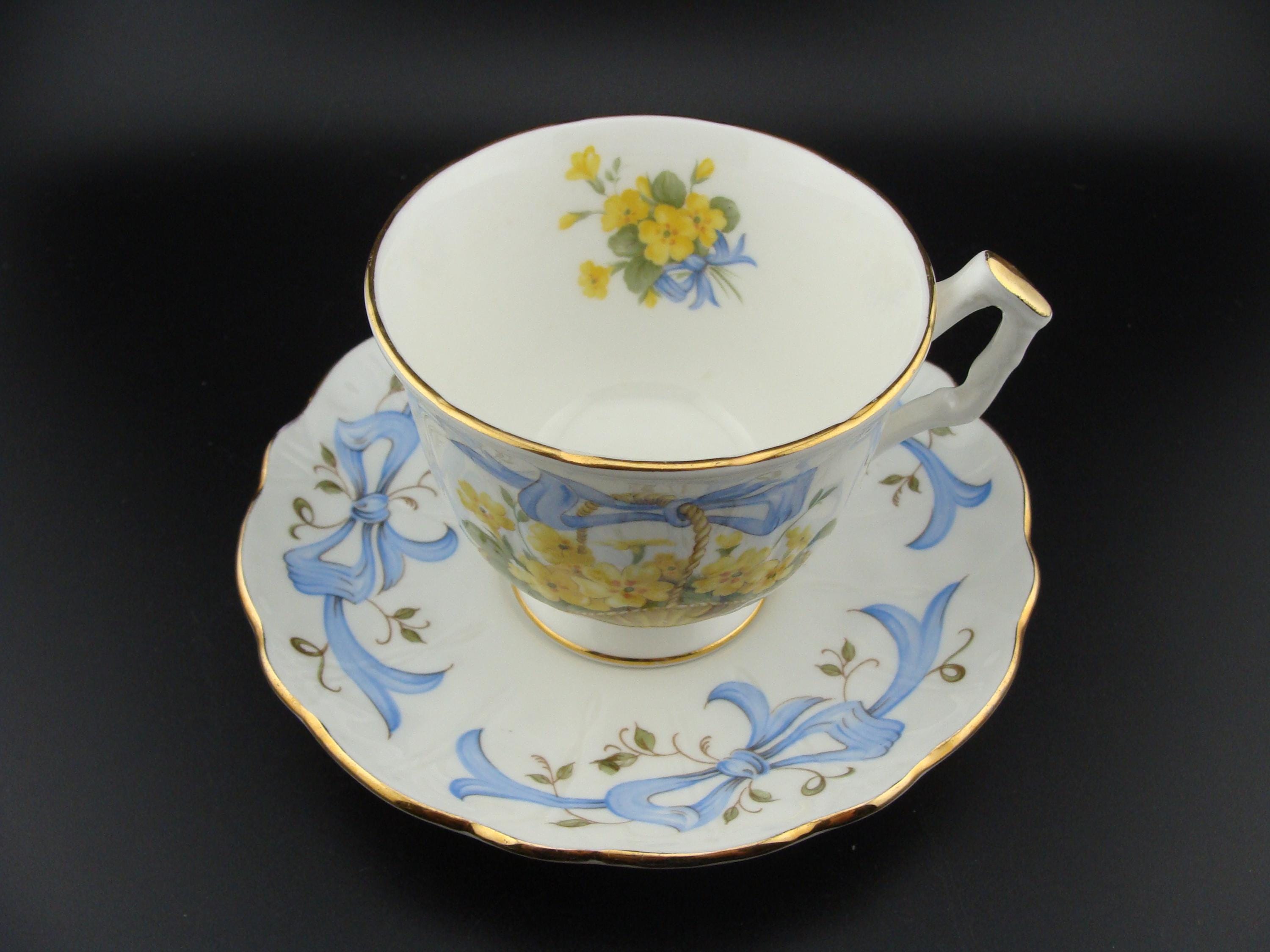 Vintage Aynsley Flower of the Month April Primrose Fine English Bone ...