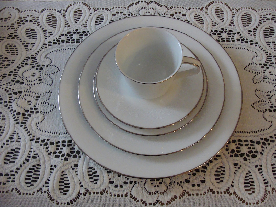 Vintage Noritake China White Embossed Flowers Reina Pattern 6450Q - Etsy