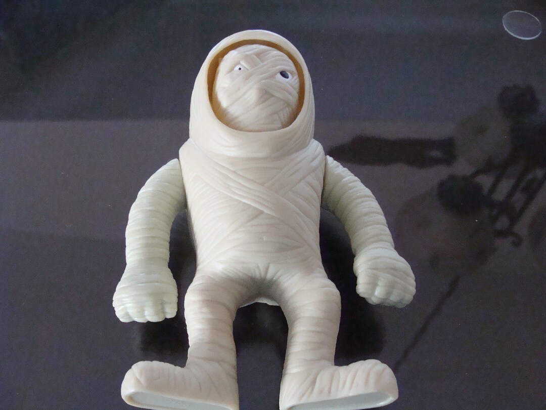 Vintage 2003 Happy Meal Toys: Finding Nemo, Haunted Mansion, Spy Kids ...