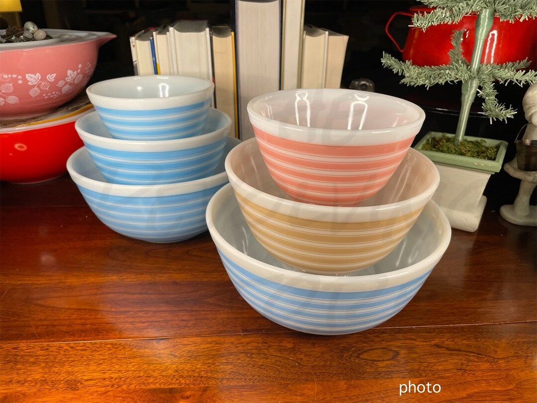 Vintage Pyrex Stripe 401-403 Mixing Bowls - Etsy