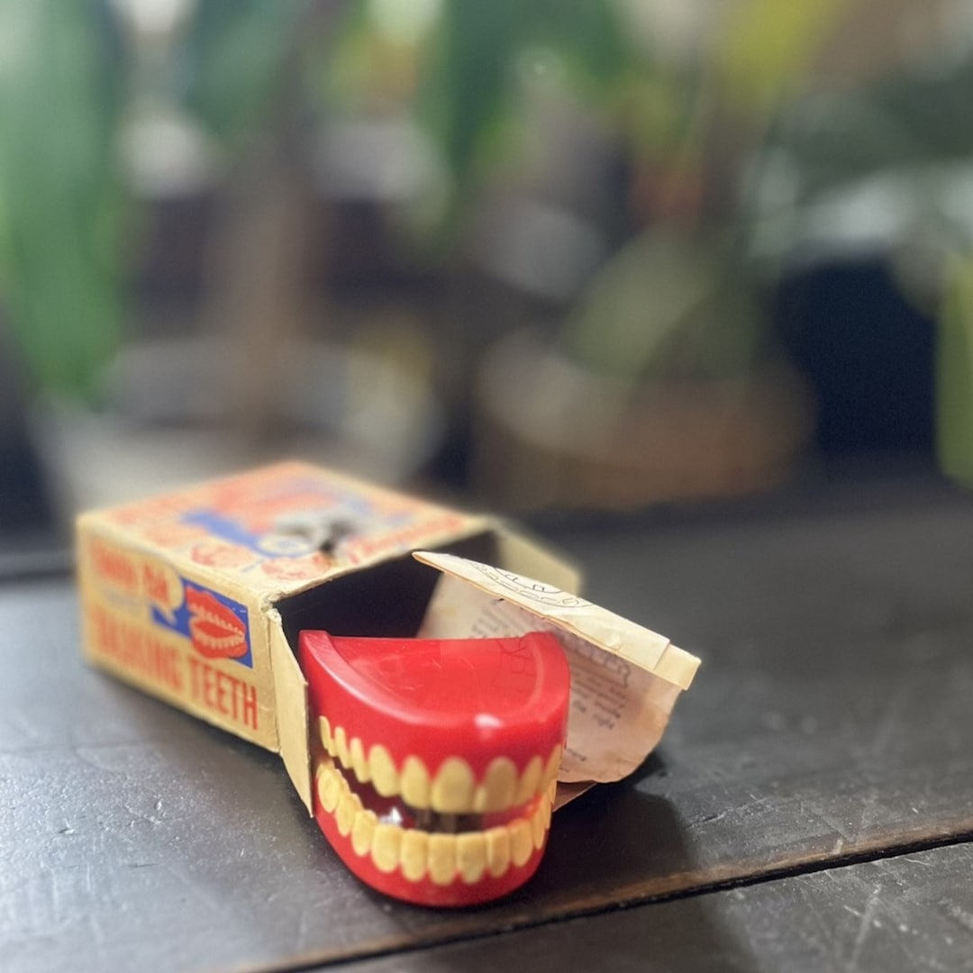 Vintage 1940s Yakity-yak Talking Teeth Original Box and Instructions ...