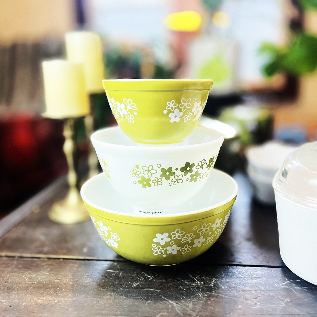 Vintage Pyrex Spring Blossom Mixing Bowl Set - 3 Pieces, 1970s, Avocado ...