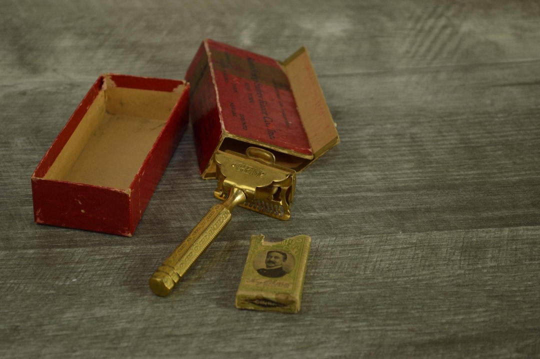 Antique 1920s Gem Safety Razor in Original Box Gold Plated With Blades ...