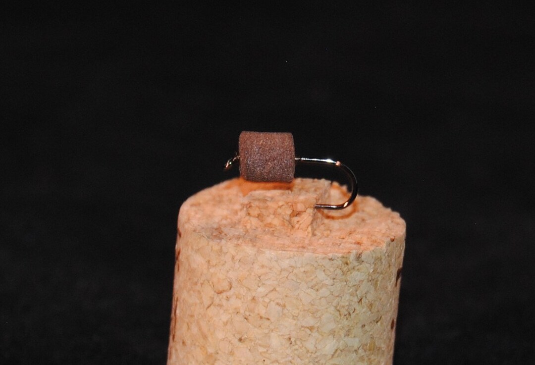 Barbless Hook Pellet Fly Fish Biscuits Brown Mini Fish Food Fly Fishing ...