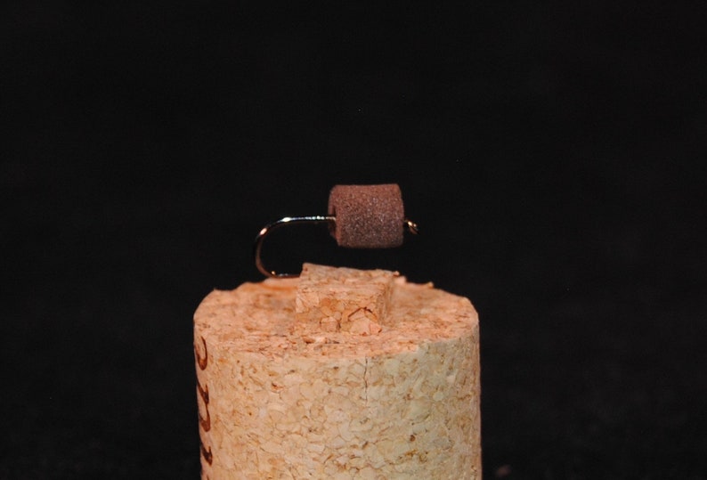 Barbless Hook Pellet Fly Fish Biscuits Brown Mini Fish Food Fly Fishing ...