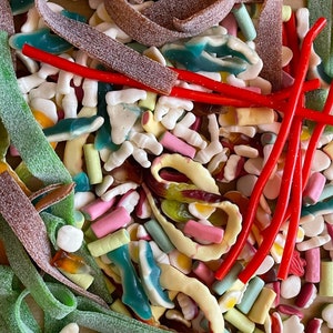 2kg of Sweets - Etsy