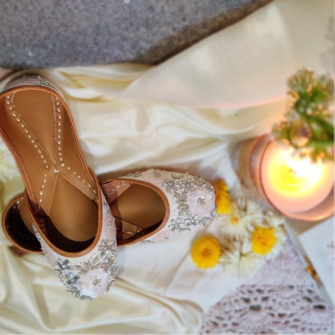 Dabka Punjabi Juttis, Zari Embroidery, Handcrafted, Double-padded ...