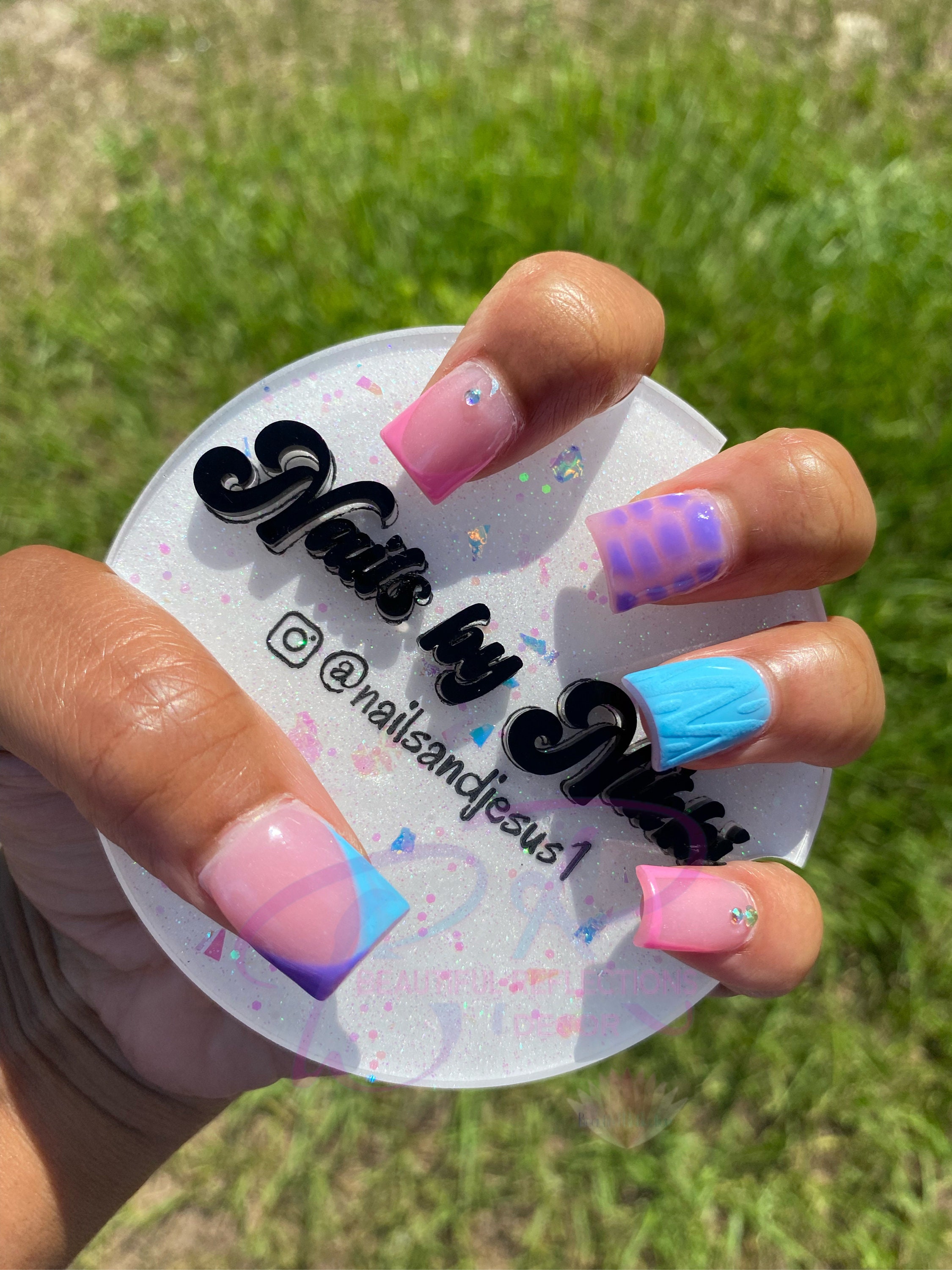 3D Acrylic Nailfie Photo Prop | Nail Tech Gifts | Acrylic Nailfie Disc ...