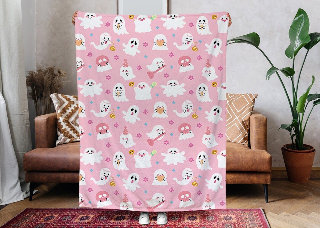 Pink Ghost Blankets and Throws Original Pink Spooky Blanket Fashion ...