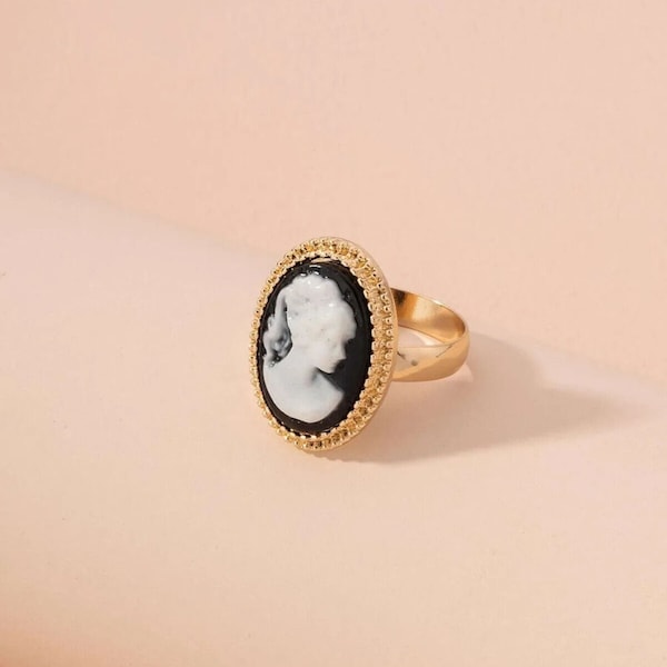 Cameo Ring - Etsy