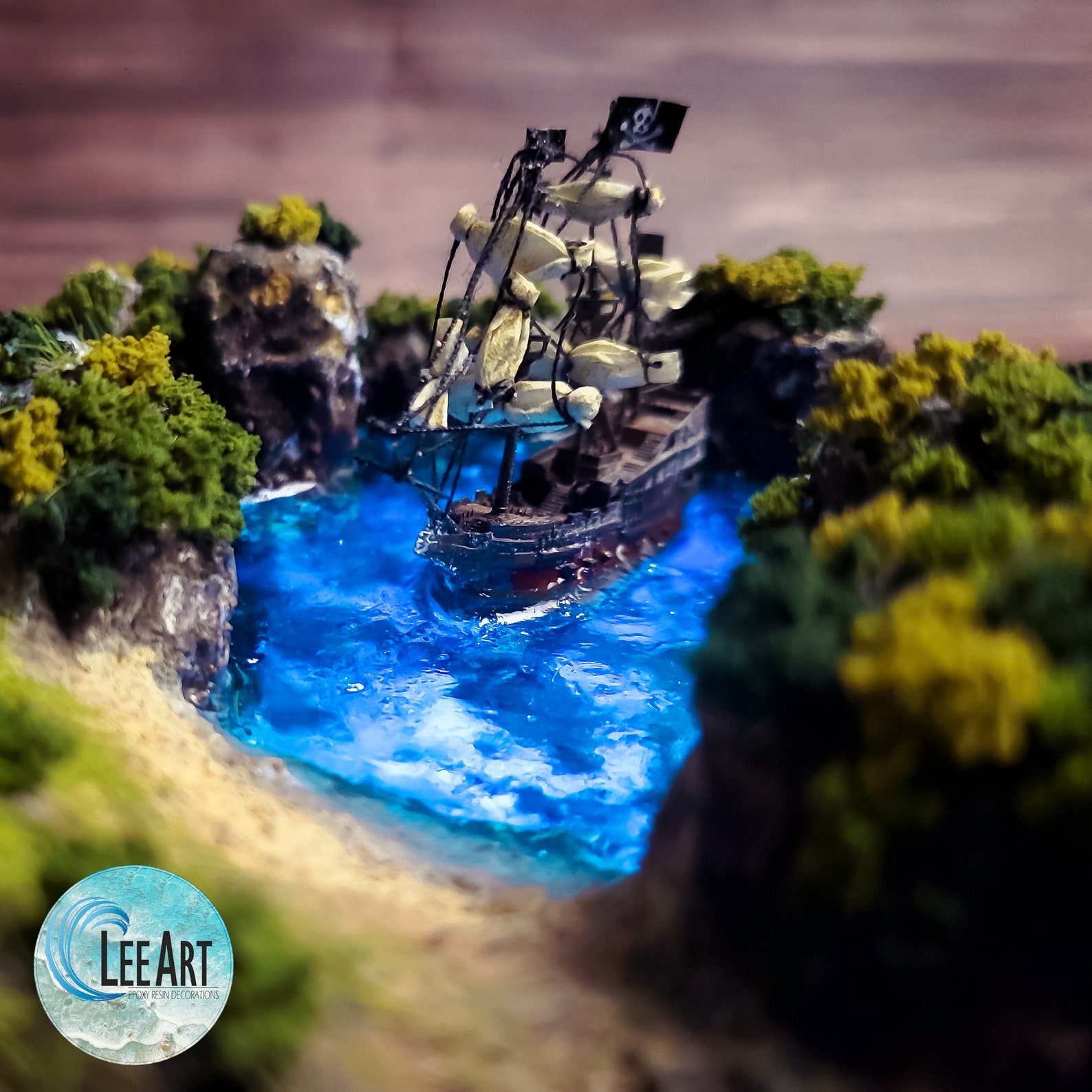 Wooden Light Box, Diorama Sailing on the Sea, Resin Night Light , Ocean ...