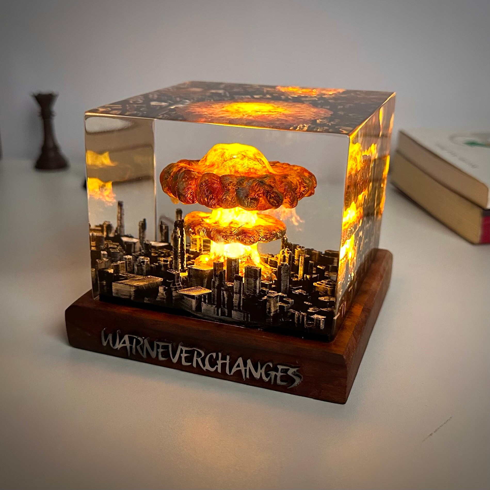 Nuclear Explosion Bomb Resin Lamp, Atomic Bomb, Mushroom Cloud Lamp ...