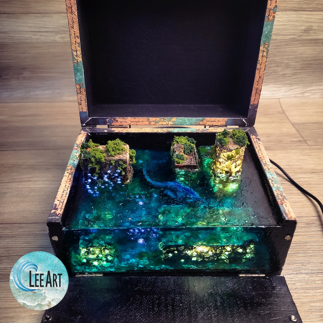 Wooden Light Box, Diorama Sailing on the Sea, Resin Night Light , Ocean ...