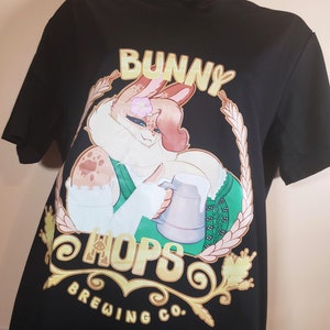 Hazel Bunny Hops T-shirt - Etsy