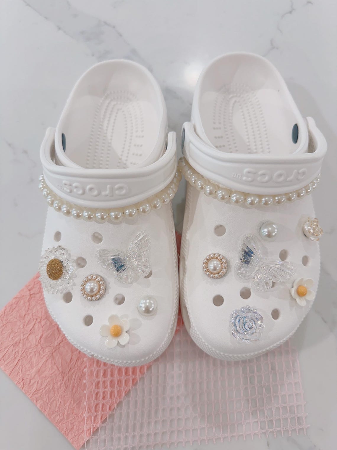 13 Pieces of Unique Jibbitzs, Bow Jibbitz, Flower Jibbitz, Crocs Charms ...
