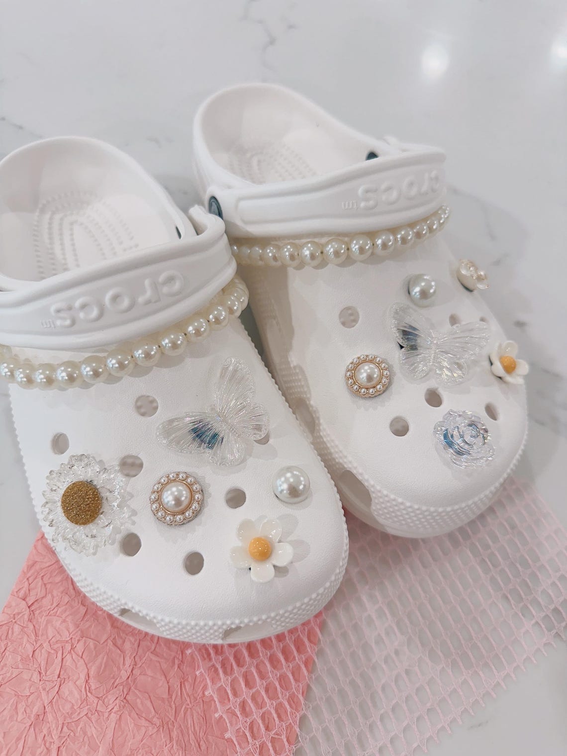 13 Pieces of Unique Jibbitzs, Bow Jibbitz, Flower Jibbitz, Crocs Charms ...