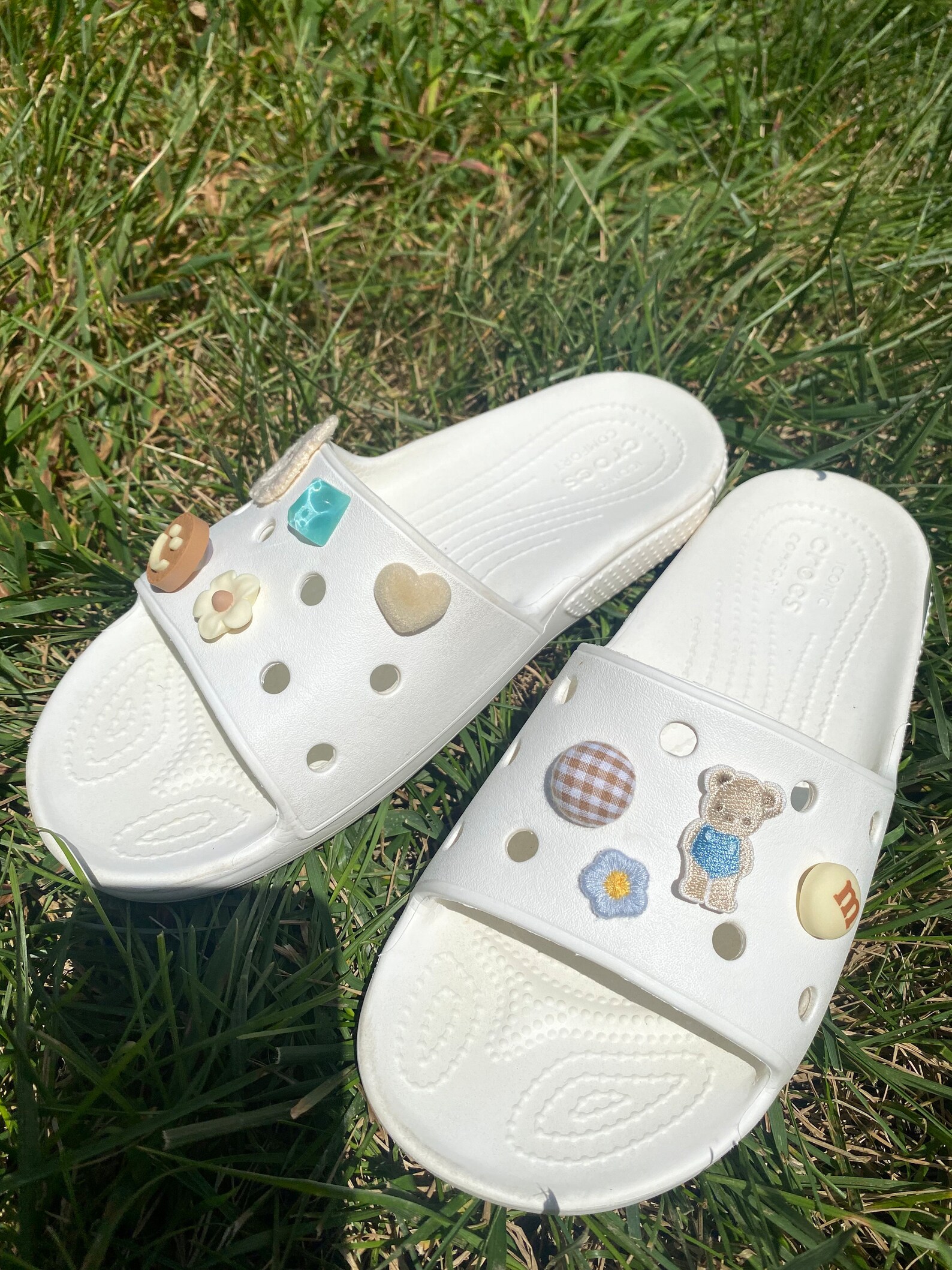 9-10 Pieces of Unique Jibbitzs Daisy Jibbitz Jibbitz for - Etsy