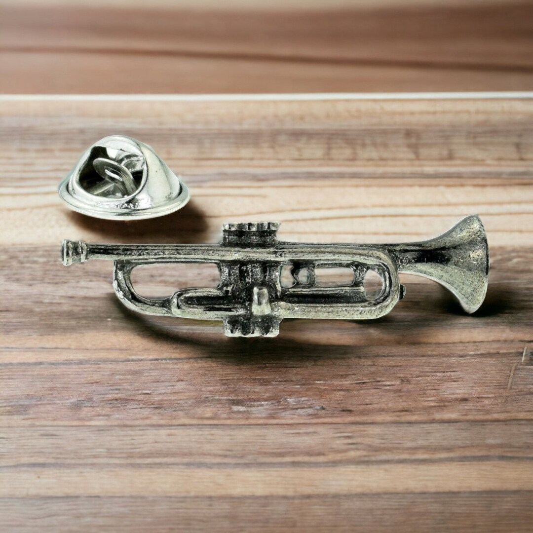 Trumpet Pewter Lapel Pin Badge Novelty Gifts Presents for Men and Women ...