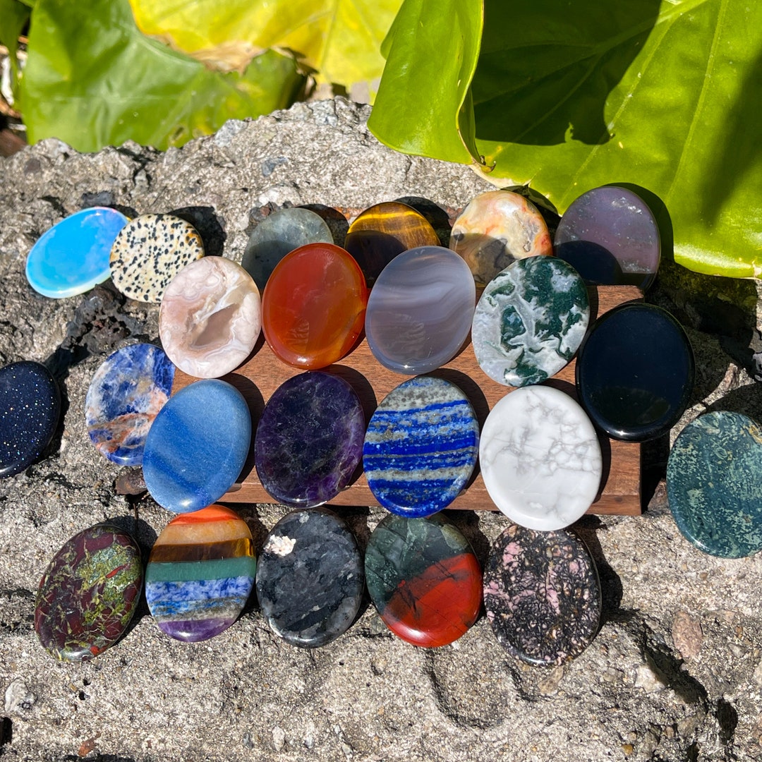 Crystal Worry Stone, Oval Gemstone Worry Stone, Meditation Crystal Palm ...