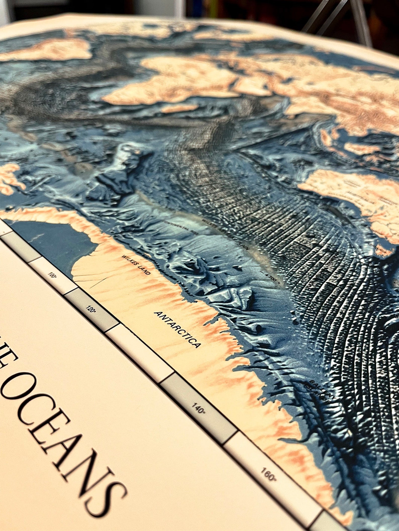 The Floor of the Oceans / Ocean Floor Map, Vintage Map of the Seabed ...