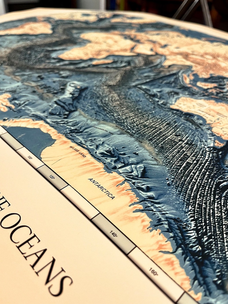 The Floor of the Oceans / Ocean Floor Map, Vintage Map of the Seabed ...