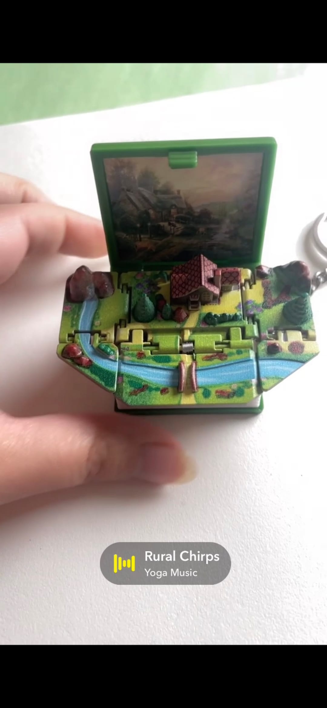 Pop up Book Keychain - Etsy