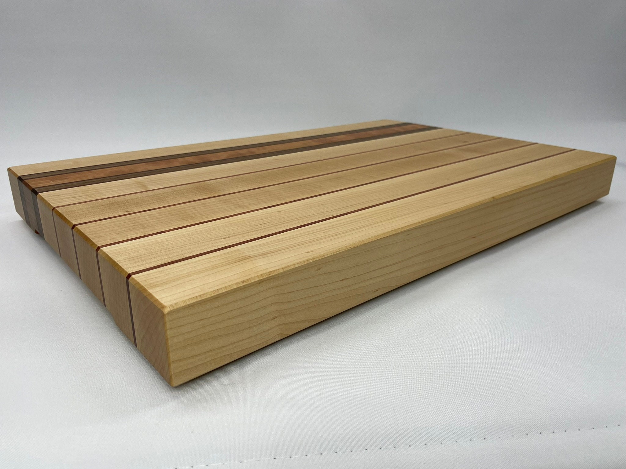 Extra Large Cutting Board Maple, Walnut, Cherry & Jarrah 565 X 360 X 50 ...