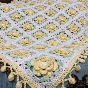 Crochet Yellow Rose Granny Square Blanket,handmade 3D Rose Bedspread ...