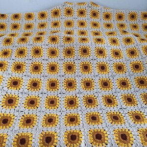 Crocheted Sunflower Granny Square Blanket,knit Beige Sunflower Bedspread,crochet Afghan,custom ...