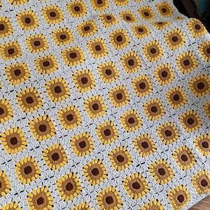 Crocheted Sunflower Granny Square Blanket,knit Beige Sunflower Bedspread,crochet Afghan,custom ...