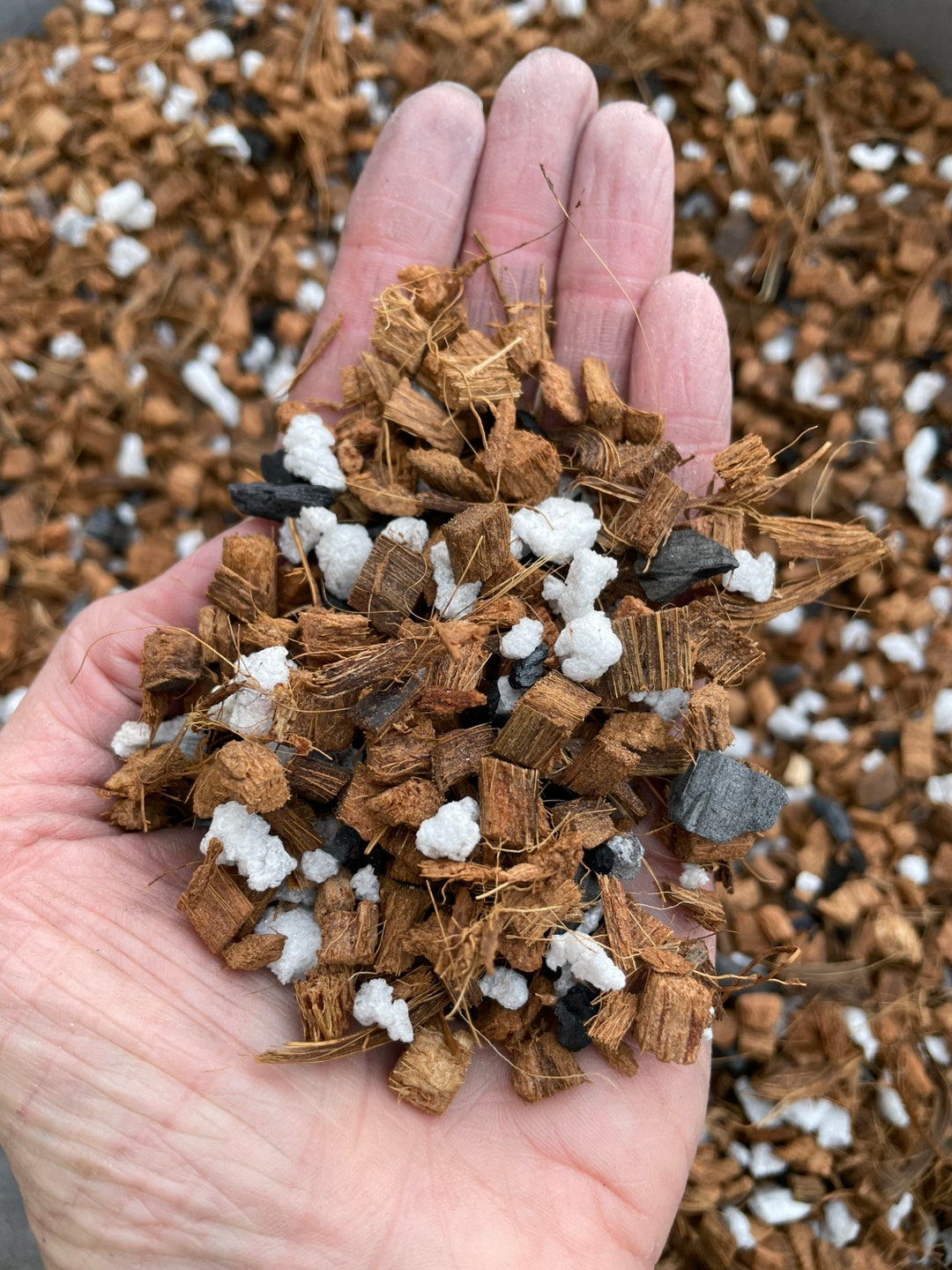 Fine Coconut Husk Orchid Mix, Fine Orchid Mix, Orchid Soil for Seedling ...