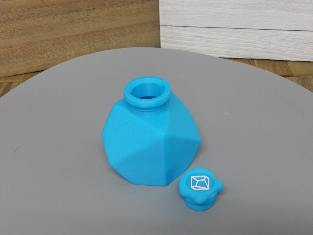 Mythic Potions Dice Bottles: Dive Into Adventure With These Captivating ...