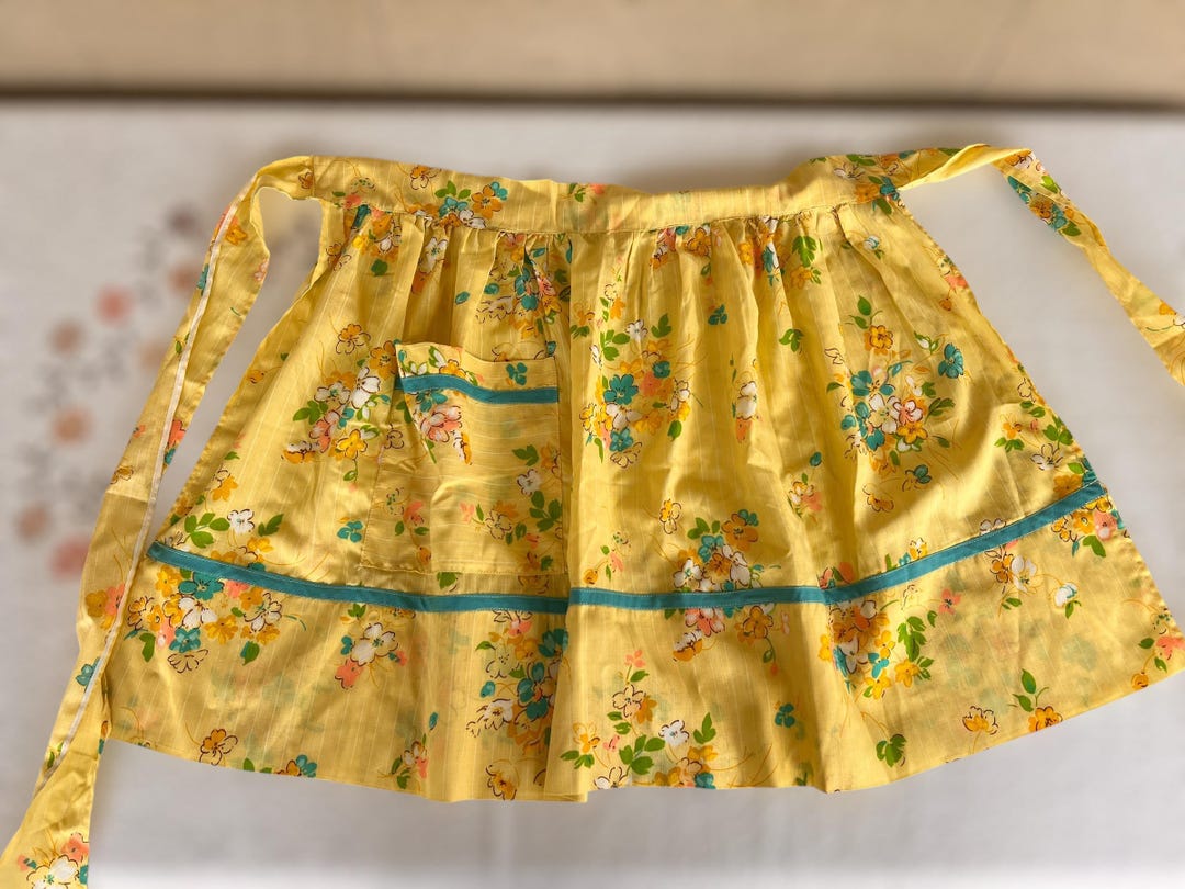 Vintage 1950s Floral Apron – Yellow Half Apron With Pocket & Teal Trim ...