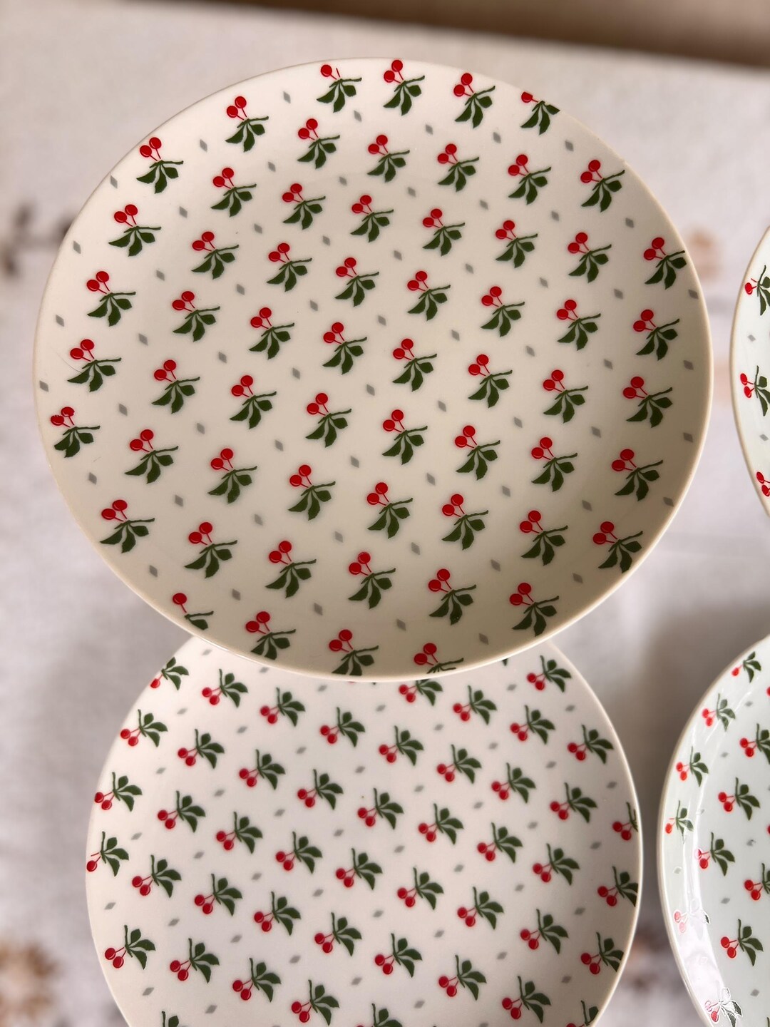 Vintage 60s Set of 4 Midcentury Cherry Plates – 8" Made in Japan – Red ...